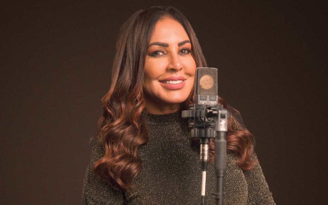 Conheça a história da cantora gospel Rose Nascimento - Comunhão