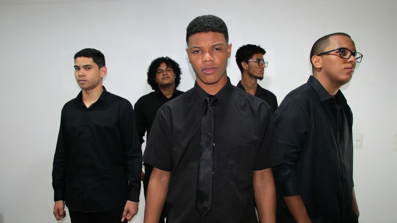 Banda No Secreto lança novo single