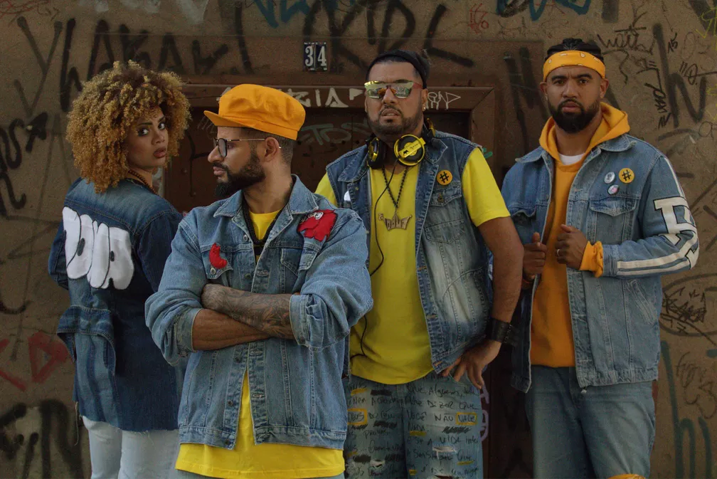 “Ao Cubo” lança vídeo com “3 Palavrinhas”