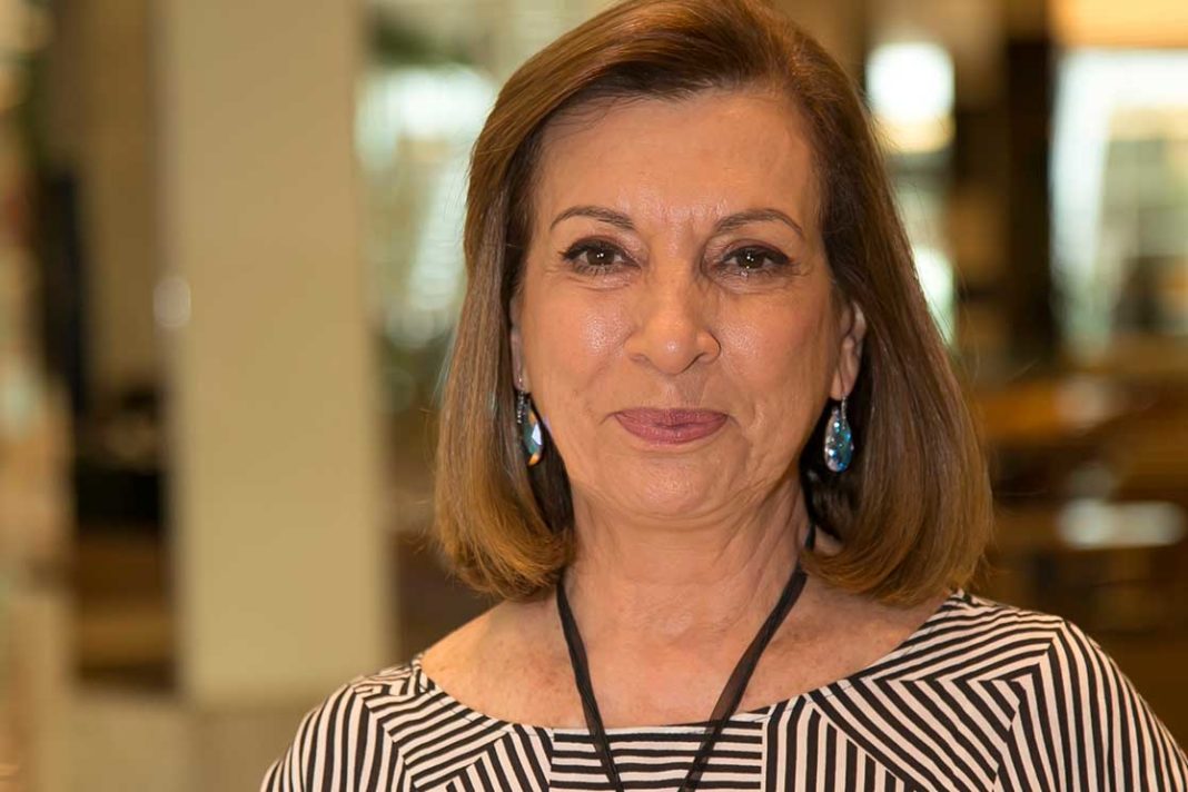 Cris Poli, a "Supernanny", alerta os pais sobre os limites na educação ...