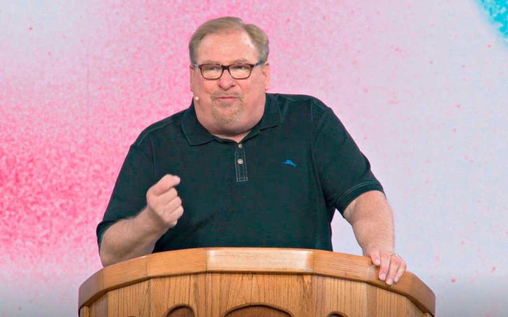 Rick Warren prega último sermão como líder da Igreja Saddleback