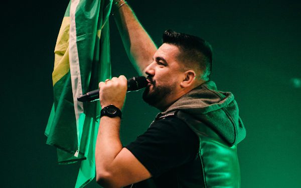 'Vitória': novo clipe de Lagoinha Worship e Felippe Valadão