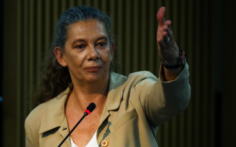 Ana Moser assume Ministério e fala em diminuir desigualda...