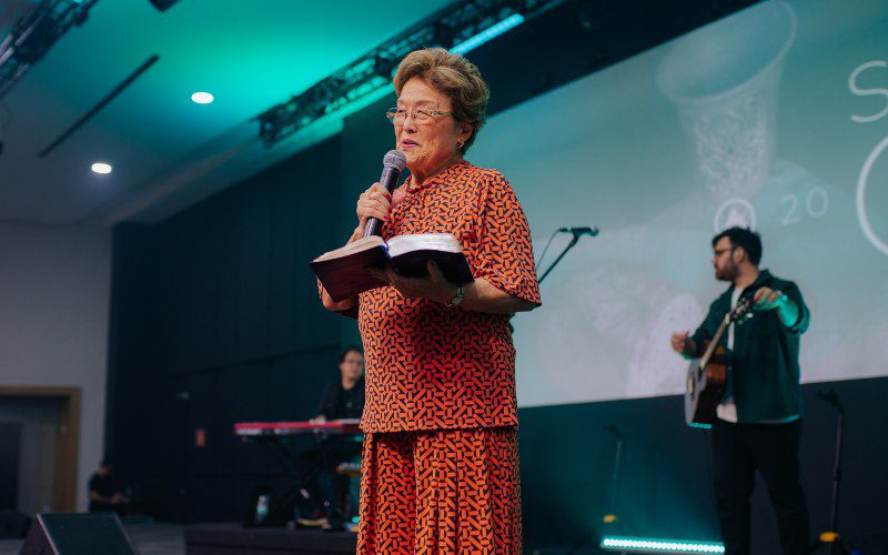 A relação das mulheres com a teologia e liderança de ministério - Com ...
