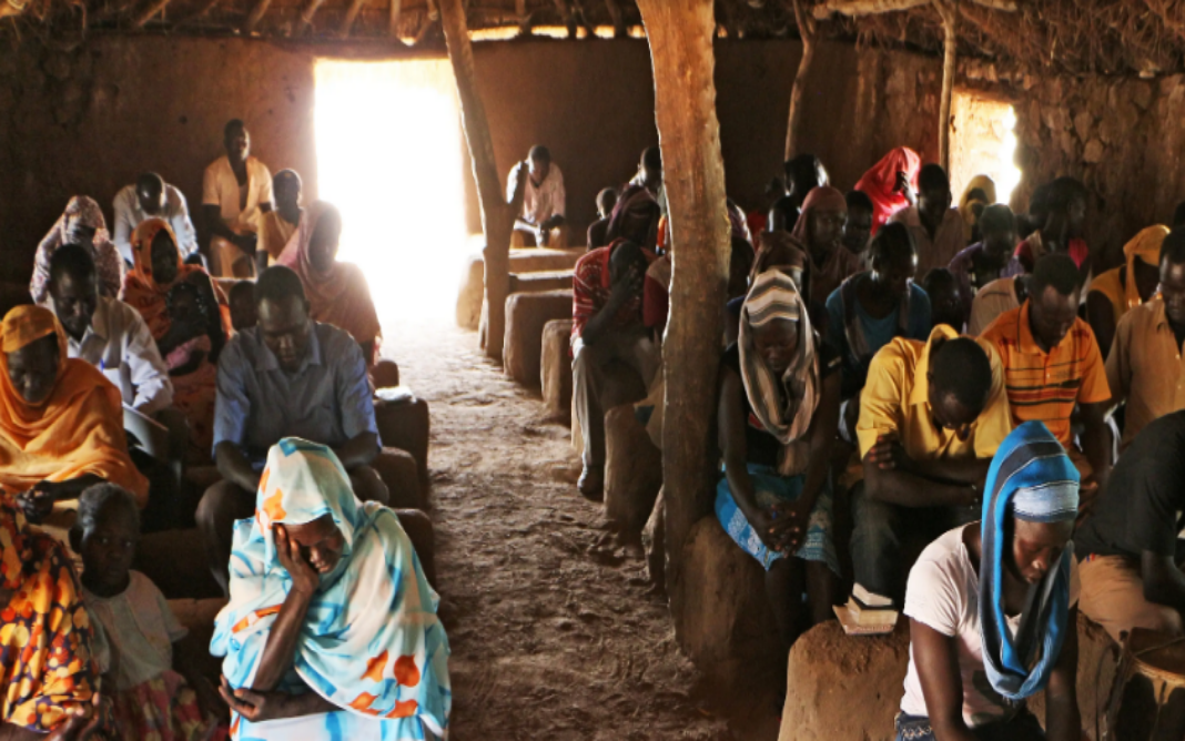 Atiradores invadem igreja no Sudão – Comunhão