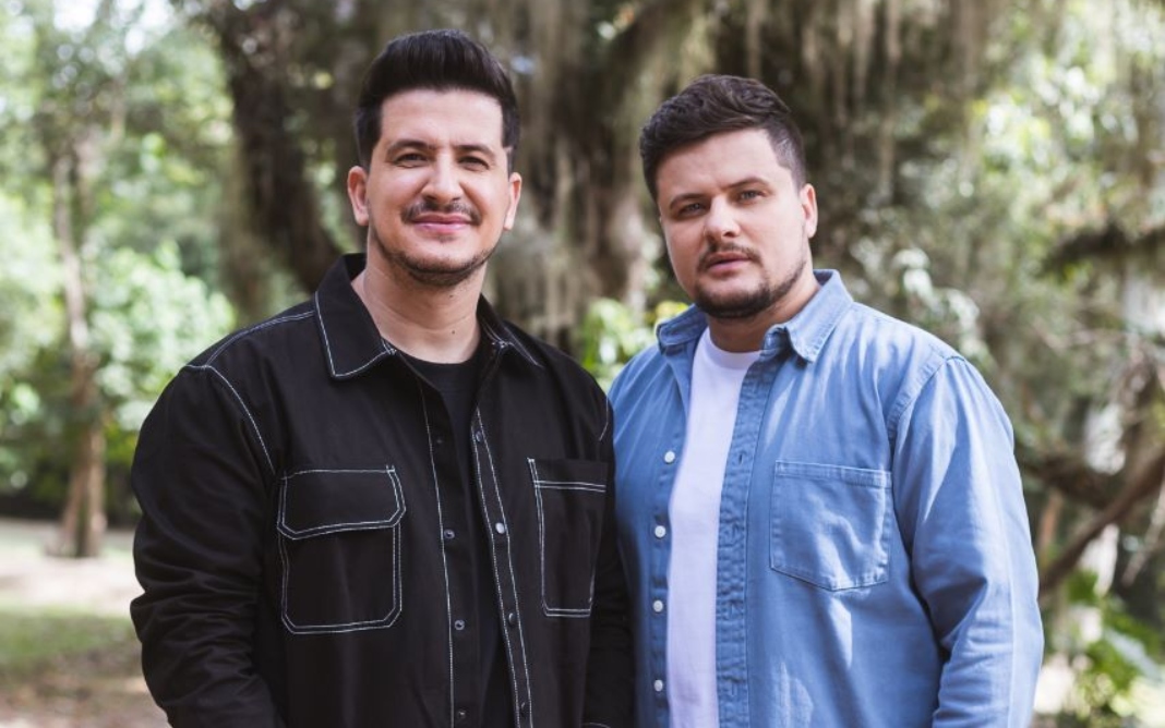 "Bom Dia Deus", de André e Felipe, single para começar o dia
