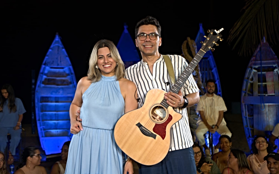 Paulo Cesar Baruk e Rebeca Nemer gravam música bilíngue