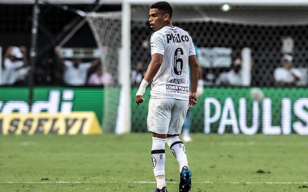 Sandry sofre lesão e vira desfalque pelo resto da temporada