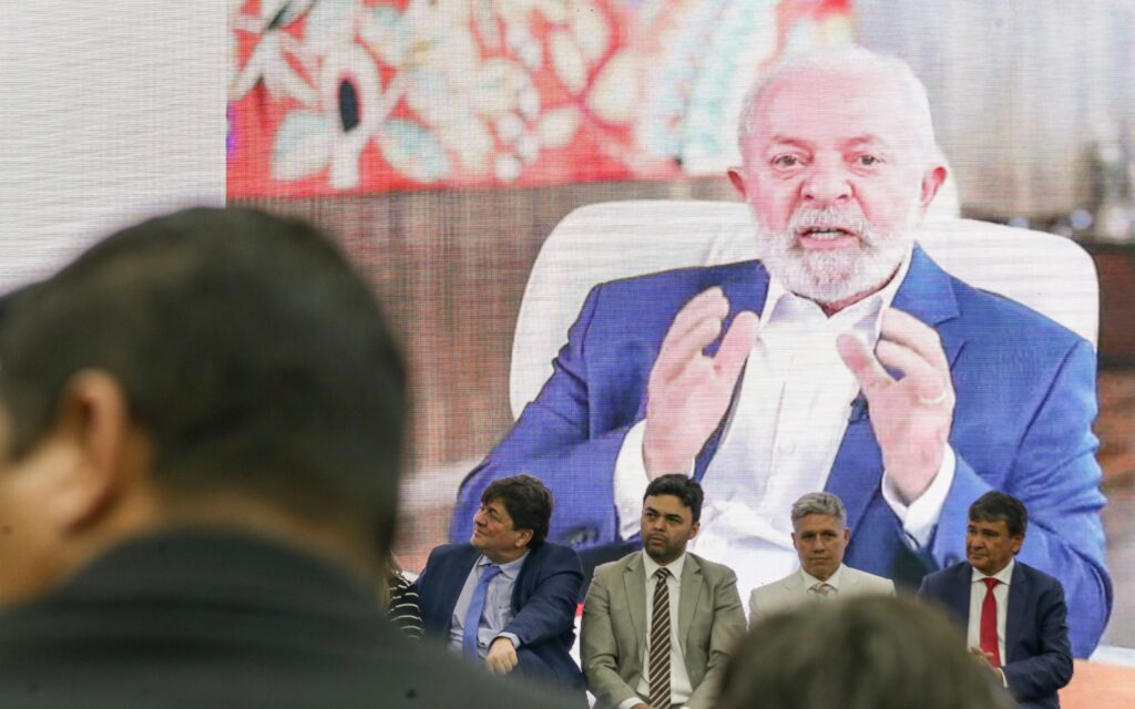 Em evento, Lula tece críticas ao ataque do Hamas e a Israel