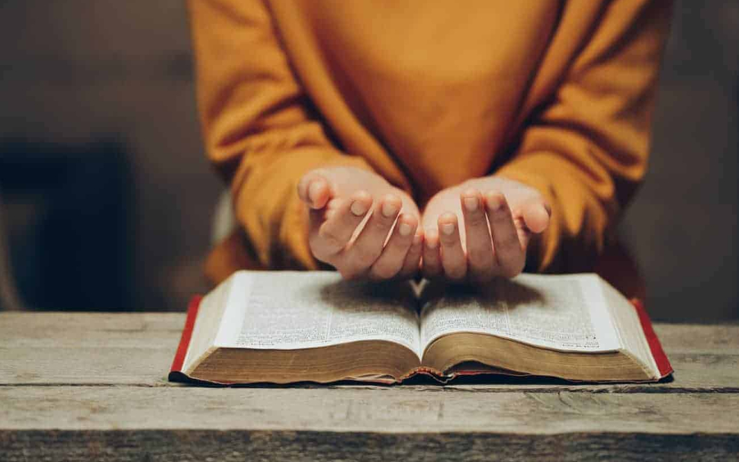 Oração impulsiona metas de fé, diz pastor – Comunhão