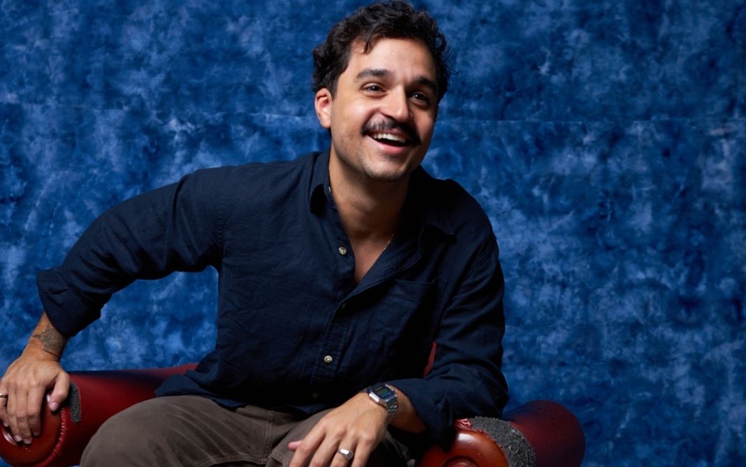 Leo Schiappadini inova no indie pop em "Até Sermos Um"