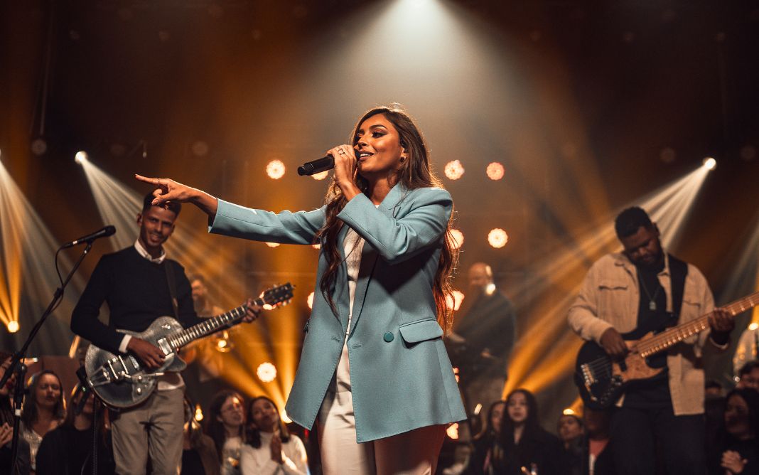 Mari Borges faz homenagem às mães em "Tudo Ficou Bem"