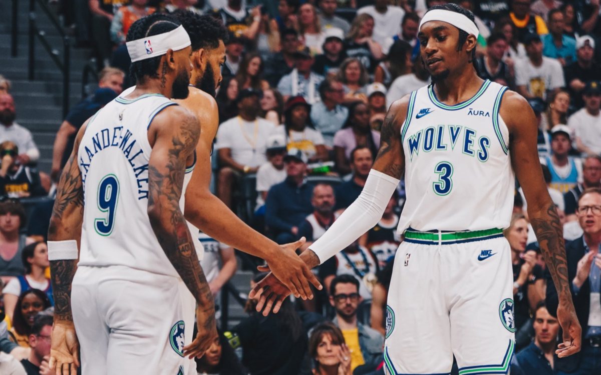 Timberwolves elimina campeões da NBA Pacers também avança