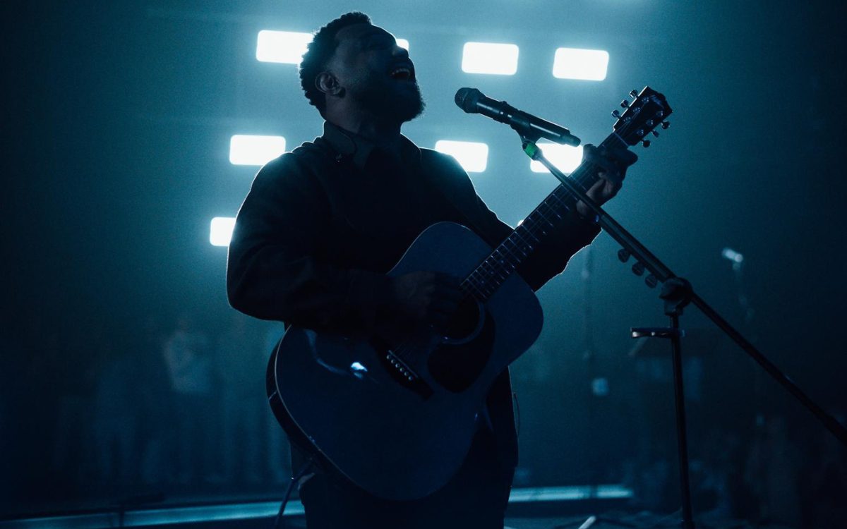 Eli Soares: uma trajetória de fé e músicas inspiradoras