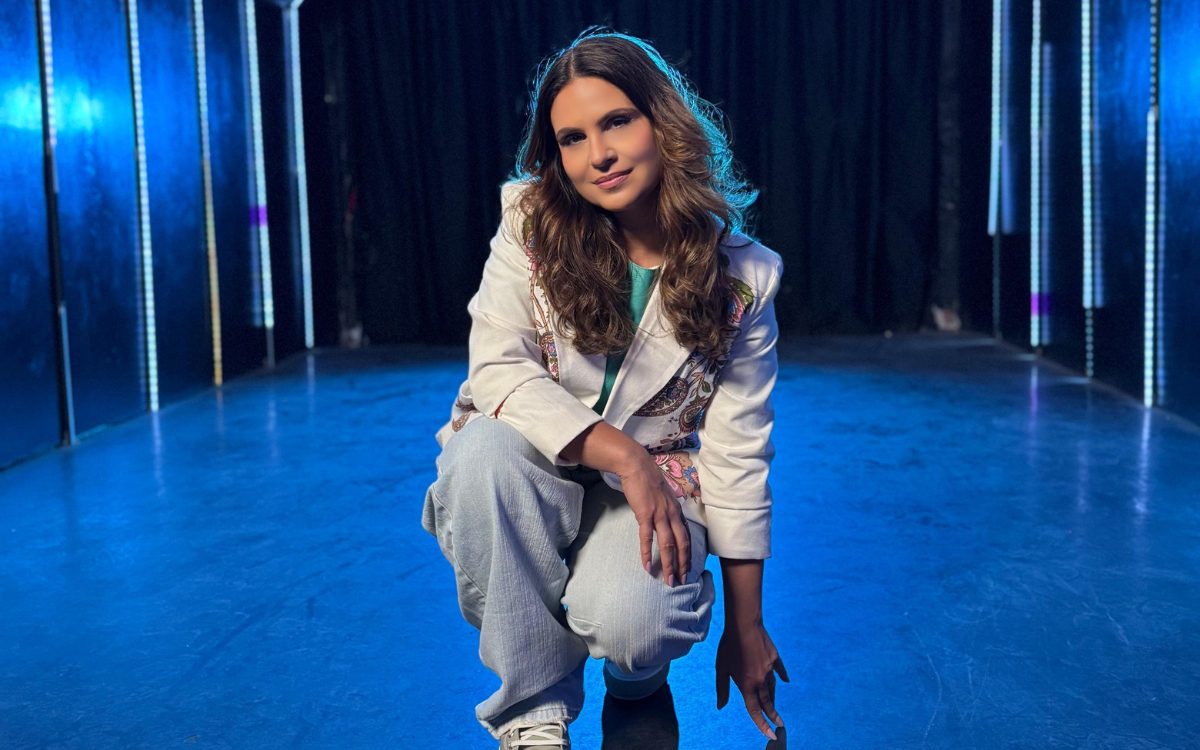 Aline Barros lança álbum com clássicos do gospel