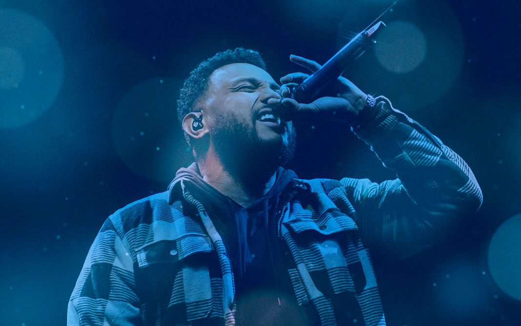 Eli Soares vence Latim GRAMMY com terceira conquista